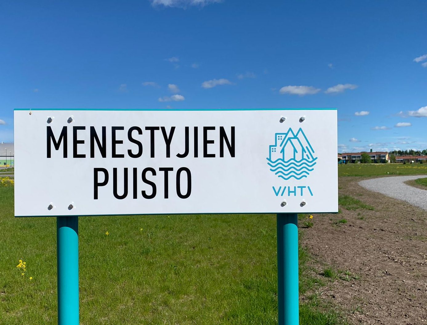 Kenelle sinä istuttaisit puun Menestyjien puistoon? - Vihti